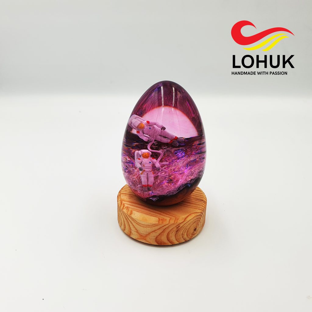 Egg Art - Astronaut V3 - LoHuK